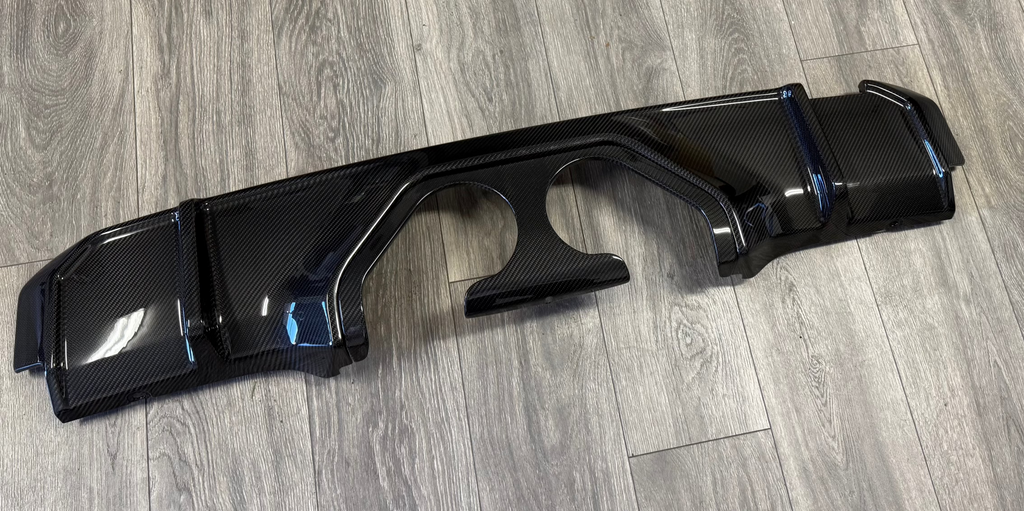 G8x Center Exhaust Style Diffuser